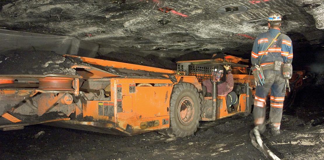 Joy 21SC04 Shuttle Cars | Komatsu