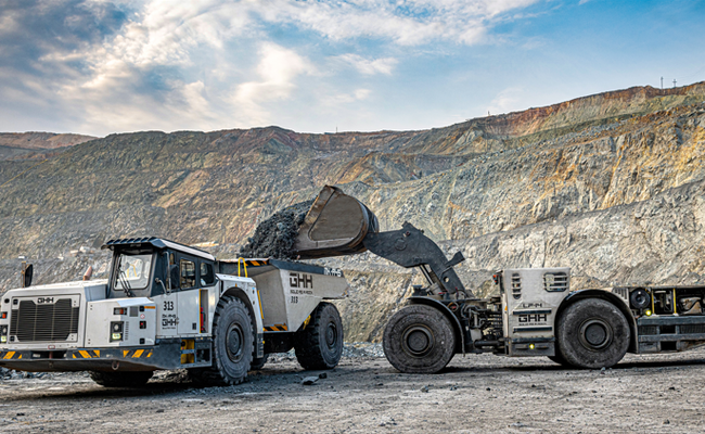 Underground hard rock mining | Komatsu